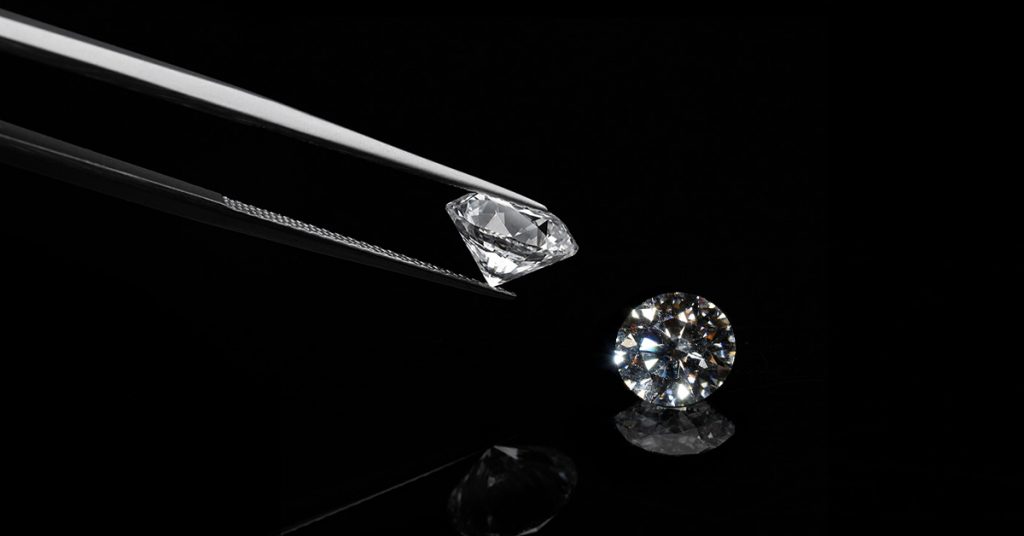 What is the Difference between Diamond and Zircon?